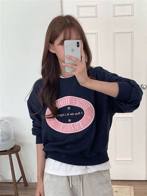 세이 세미크롭 맨투맨 3color 레터링 프린팅 자수 에이블리