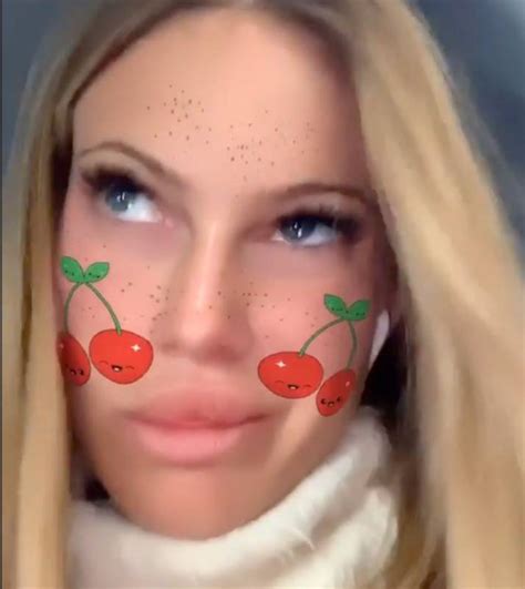 Taylor Mega E Le Faccine Instagram Ingiro Per Milano