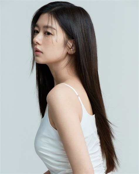 Jung So Min Signs With New Agency And Reveals New Profile Photos Asia Vibe Daily