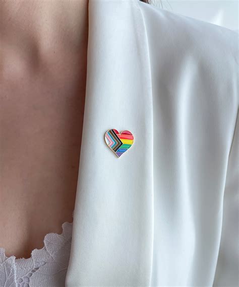 Rainbow Pride Progress Flag Enamel Lapel Pin Heart Sexystyle Eu