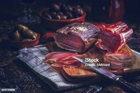 스페인 전채 살라미 소시지 햄과 치즈를 좋은 품질의 변화 살라미에 대한 스톡 사진 및 기타 이미지 살라미 햄 건조한 Istock