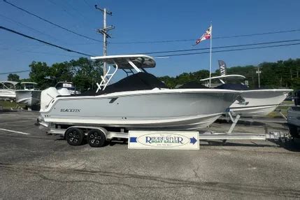 New 2025 Blackfin 252 Dc 21037 Edgewater Boat Trader