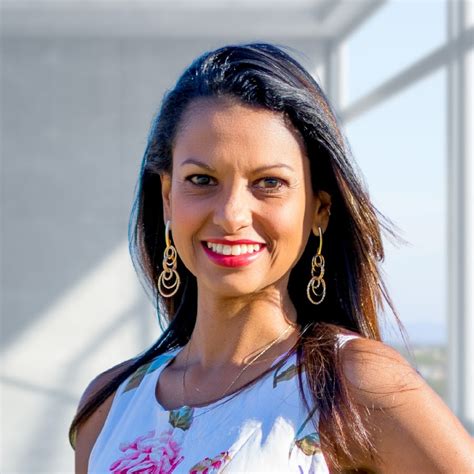 Tati Torres Youtube