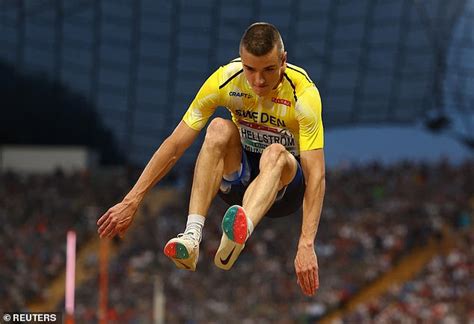 Doing A Luis Suarez Fans Online React To Swedens Jesper Hellstrom