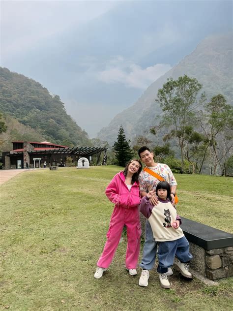 គួរឲ្យច្រណែន គង់ ចាន់ស្រីមុំ ឆ្លងឆ្នាំផុតប៉ុន្មានថ្ងៃហើយ នៅដើរលេងក្រៅស្រុកមិនទាន់ឆ្អែតទៀត