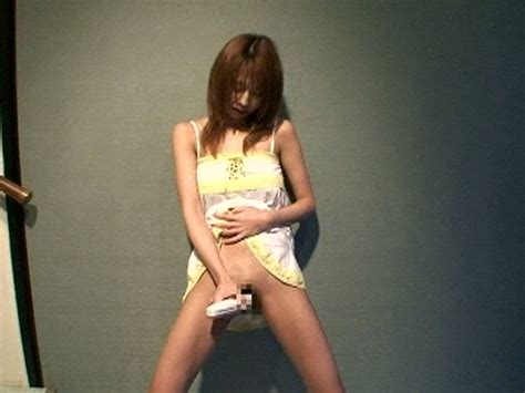 Nhdt 671 小便をかけて街中で物理的に羞恥心を感じさせる Javbus