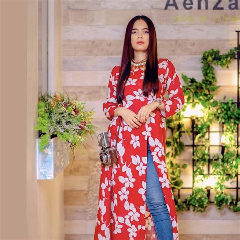 Kn Hua Kis Sa Naraz Hira Faisal Hirafaisal Official Facebook