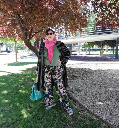 Señora Allnut Jungle Print And Essential Clothing Items