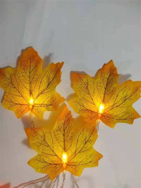 China Cheap Led Halloween Maple Leaf String Lights Manufacturers
