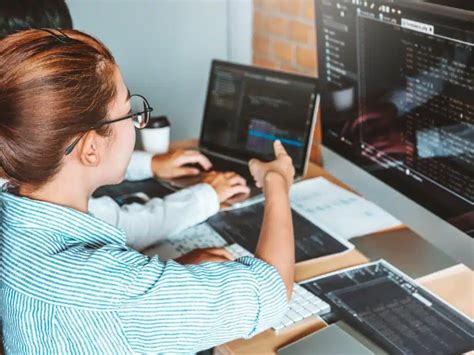 Comment Devenir Développeur Web Careertrotterfr