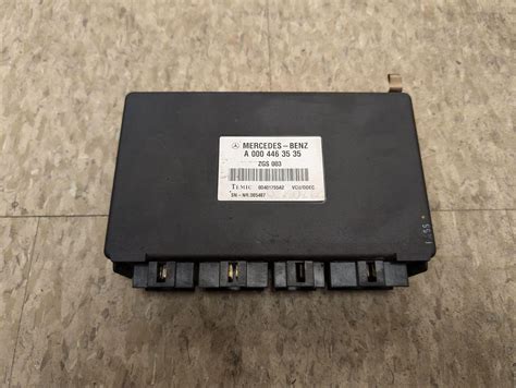 A0004463535 Freightliner Cascadia Cab Control Module Cecu For Sale
