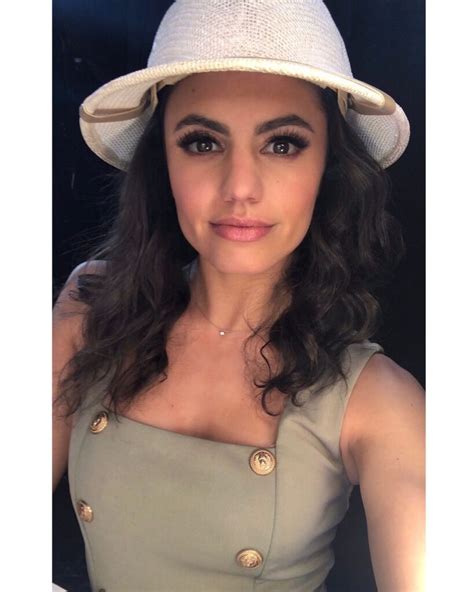 Hayley Erbert 15 Fascinating Facts About Her Age Height Husband Career And Net Worth Javoto