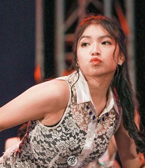 Gracia Jkt Gadis Emo Gadis Gadis Cantik