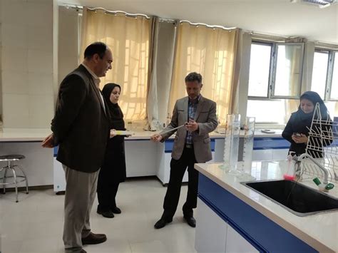 آزمایشگاه خاک شناسی دانشکده کویرشناسی، معتمد محیط زیست شد دانشگاه سمنان