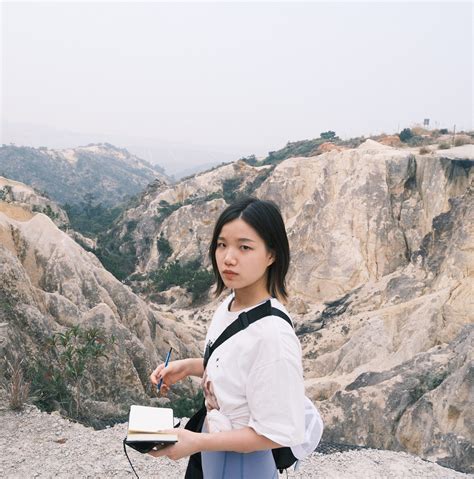About Kiki Lee