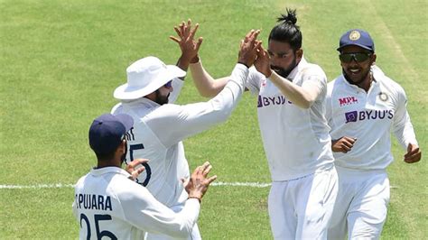 Ind Vs Aus 4th Test Mohammed Siraj Completes Maiden Five Wicket Haul