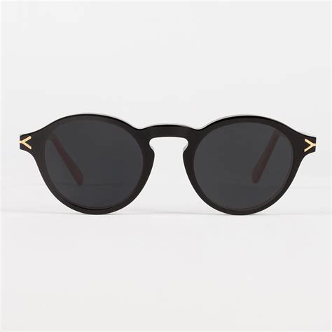 Elswick Sunglasses In Black Yoovy