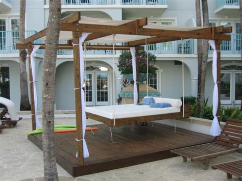Holz Pergola Mit Vorhängen 50 Ideen Für Sichtschutz