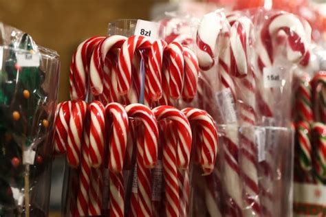 Polls Reveals The Bottom 5 The Worst Christmas Candy Of The Year
