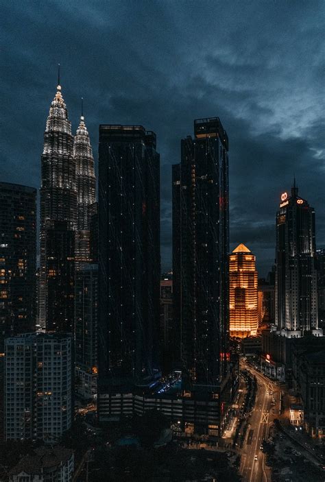 [200 ] Dark City Wallpapers