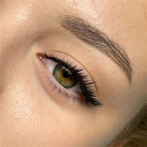 Пин от пользователя Lashmaker Kseniya на доске Наращивание ресниц в 2023 г Идеи макияжа