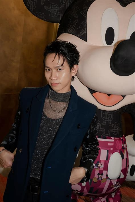 Andy Andy X On Threads