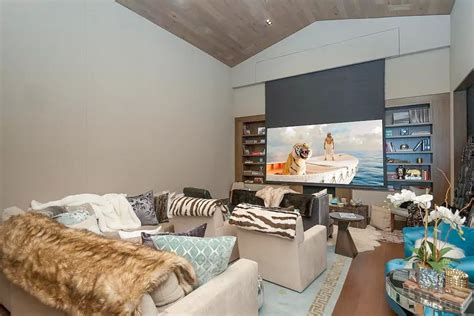 Britney Spears S Malibu Airbnb POPSUGAR Home