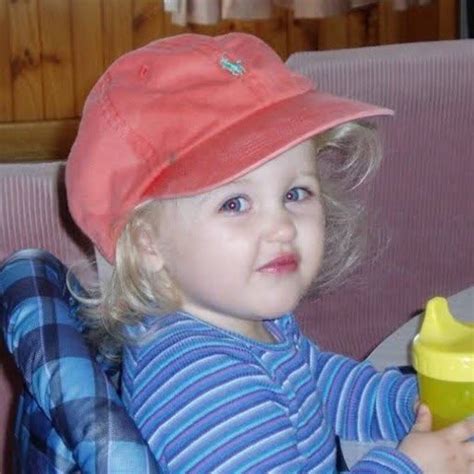 Isabella Isabella Anderson • Threads Say More