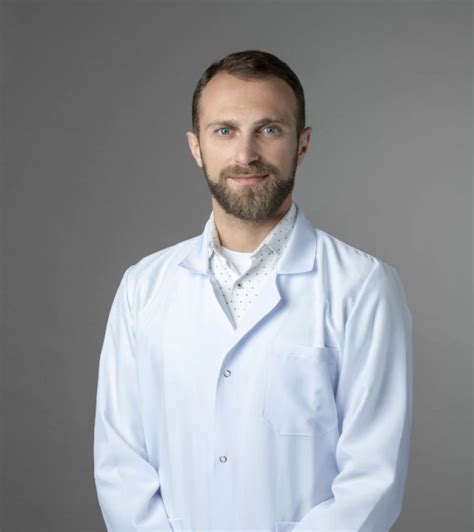 თორნიკე მიქაძე ანესთეზიოლოგი მიღებაზე ჩაწერა