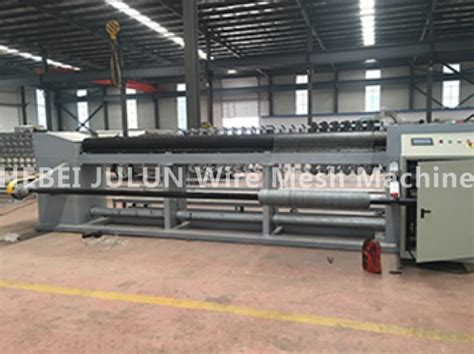china cnc hexagonal wire netting machinery cnc normal and reverse