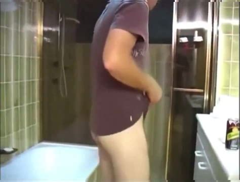 Curious Str8 Aussie Solo Then Cums From Bj From A Guy