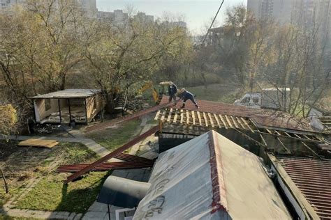 Озеро Жандарка в Києві очистили від незаконної забудови фото РБК