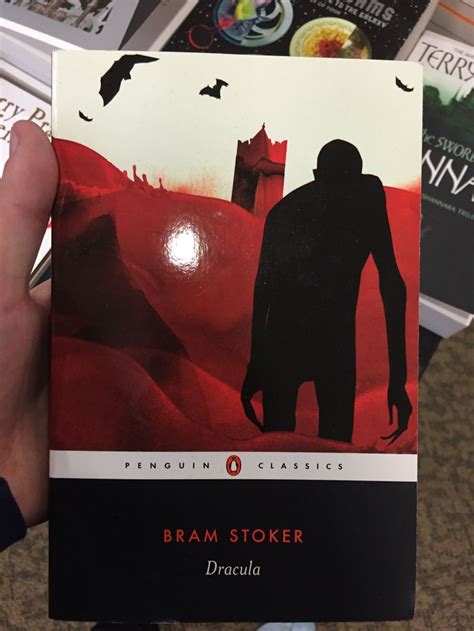 Pin By Peeradon On Books L Wanna Read Penguin Classics Dracula Book