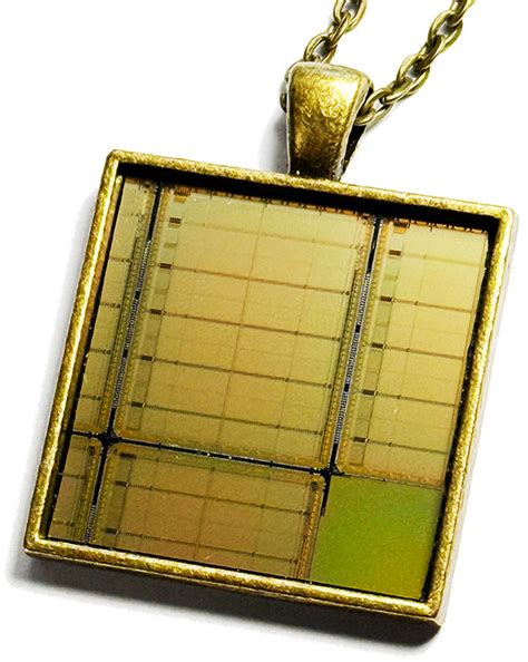 Item065 Fpga Chip Pendant Gatefield Fpga Chips From A Silicon Wafer