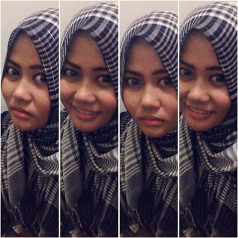 Indonesian Gamer Girl