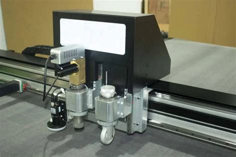 Pry85 Series Digital Paper Plotter Corrugated Carton Cutting Box Sample