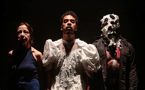 Veias Abertas Ganha Nova Vida No Teatro Em Peça Com Dança E Crítica