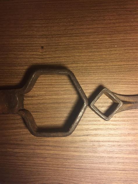 Angular Antique Wrench Carriage Wrench Cartwheel Wrench Rare Tools Rusty Tools 19th Century
