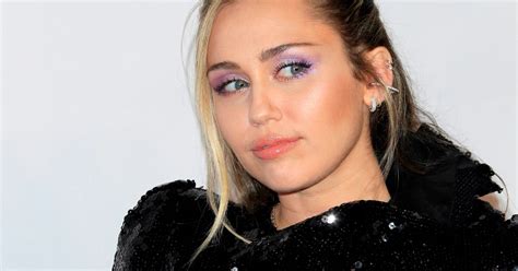 Miley Cyrus Reveló Secretos De Su Divorcio Con Liam Hemsworth Y De Las