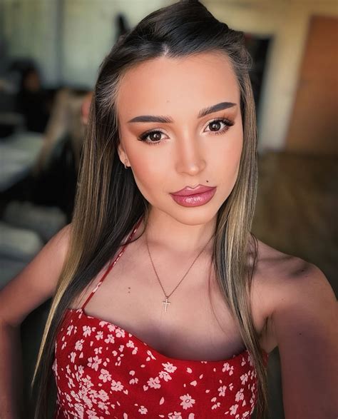 Șoc Nu Vei Crede Ce A Apărut Pe Contul Veronicăi De Instagram După Ce