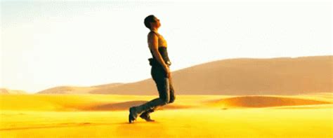Girl Desert S Tenor