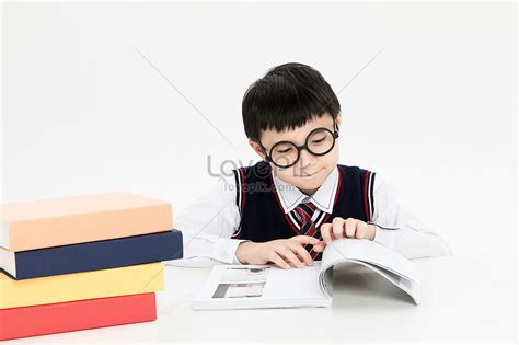 Lovepik صورة  501077706 Id صورة فوتوغرافية بحث صور أطفال المدارس