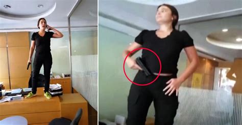 ভিডিও চেক নয় বন্দুক দেখিয়ে ব্যাংক থেকে নিজের টাকা লুট নারীর