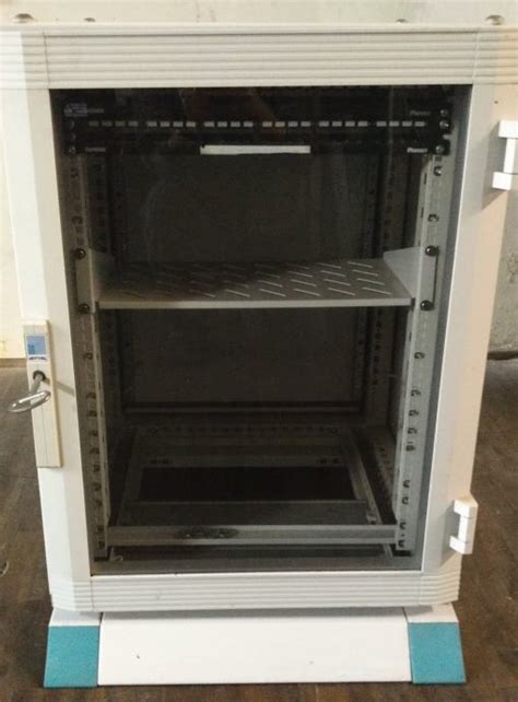 Rittal Rack Ormar 19 15u