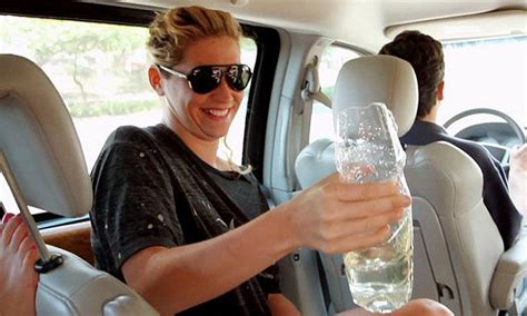 Watch Kesha Drinking Her Own Pee Because She Is The Grossest
