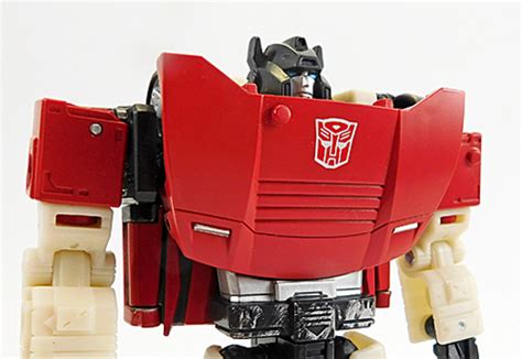 Generations War For Cybertron Siege Sideswipe Toy Review Bens