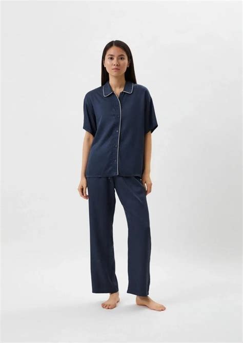 Сатинова піжама з віскози — ціна 900 грн у каталозі Піжами Купити жіночі речі за доступною ціною