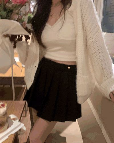 모던로브 [🍁가을신상]루논 루즈핏 부클 하찌 가디건 알파카25 울13 2color 어텀 가을니트 긴팔가디건 라운드긴팔 울니트