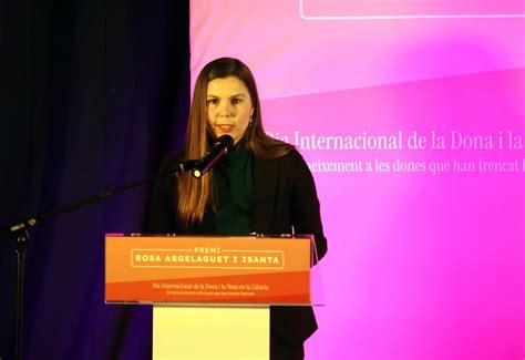 Manresa Un Premi Rosa Argelaget Isanta Especial I Espacial Per A