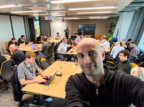 Hackathon Genai Azure Python Langchain Langgraph Microsoftlife Microsoft